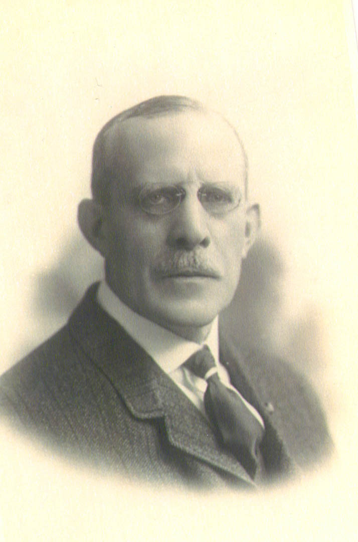 Dueling Dads of the Pacific Coast | West Coast Fencing Archive